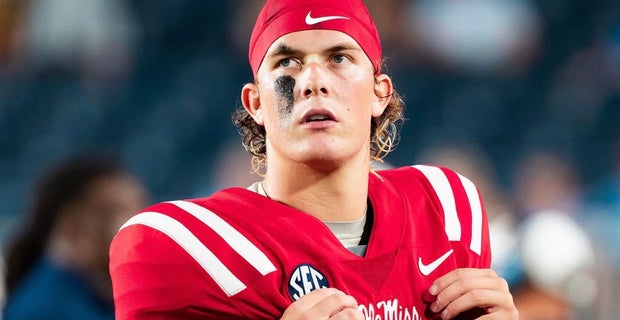 Ole Miss QB Jaxson Dart named finalist for 2024 William V. Campbell Trophy