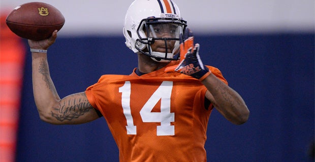 Auburn's Mincy and Marshall with 1st team; Kozan not on field