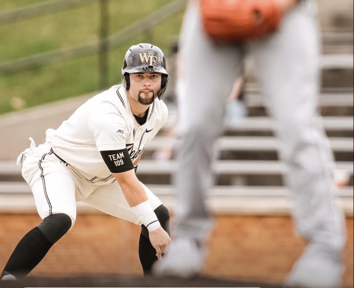 Wake Forest Baseball Sweeps the Weekend, Run-Rule Davidson 16-6