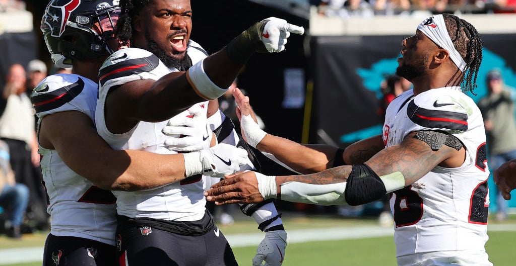 Tim Settle Jr. on Texans teammate Azeez Al-Shaair's hit on Trevor ...