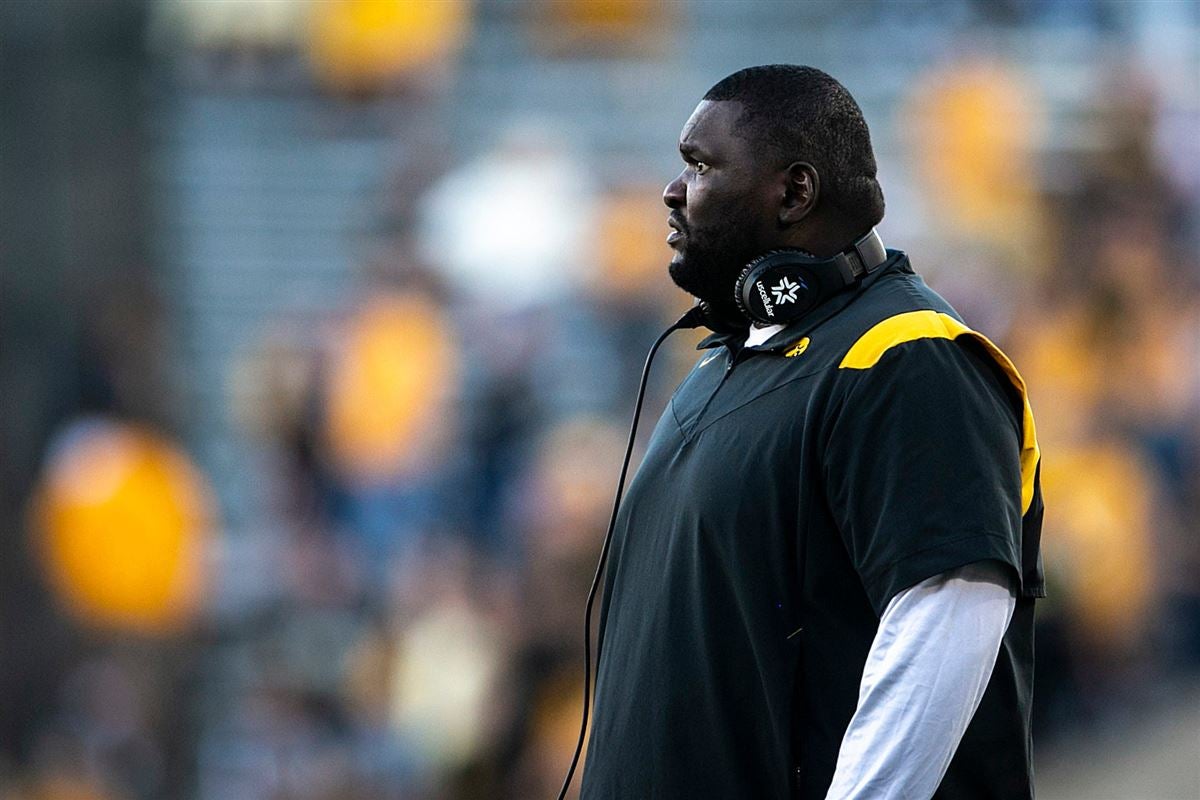 Iowa defensive line coach Kelvin Bell goes perfect in June with landing ...