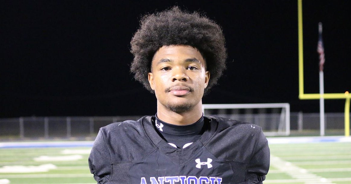 Michigan State extends offer to 2027 four-star QB Andre Adams