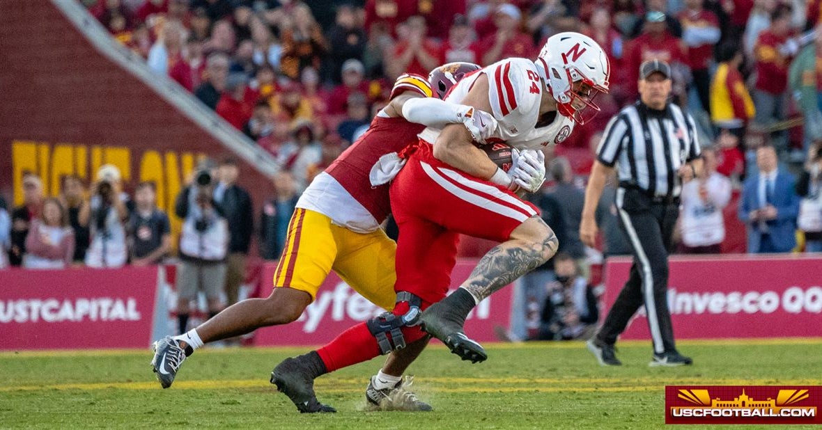 USC looks like...USC in homecoming win over Nebraska