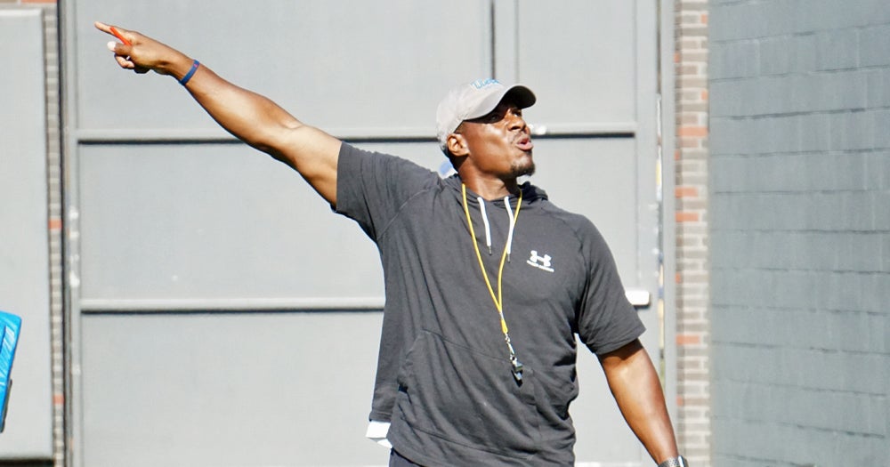 Roy Manning Hired by Oklahoma