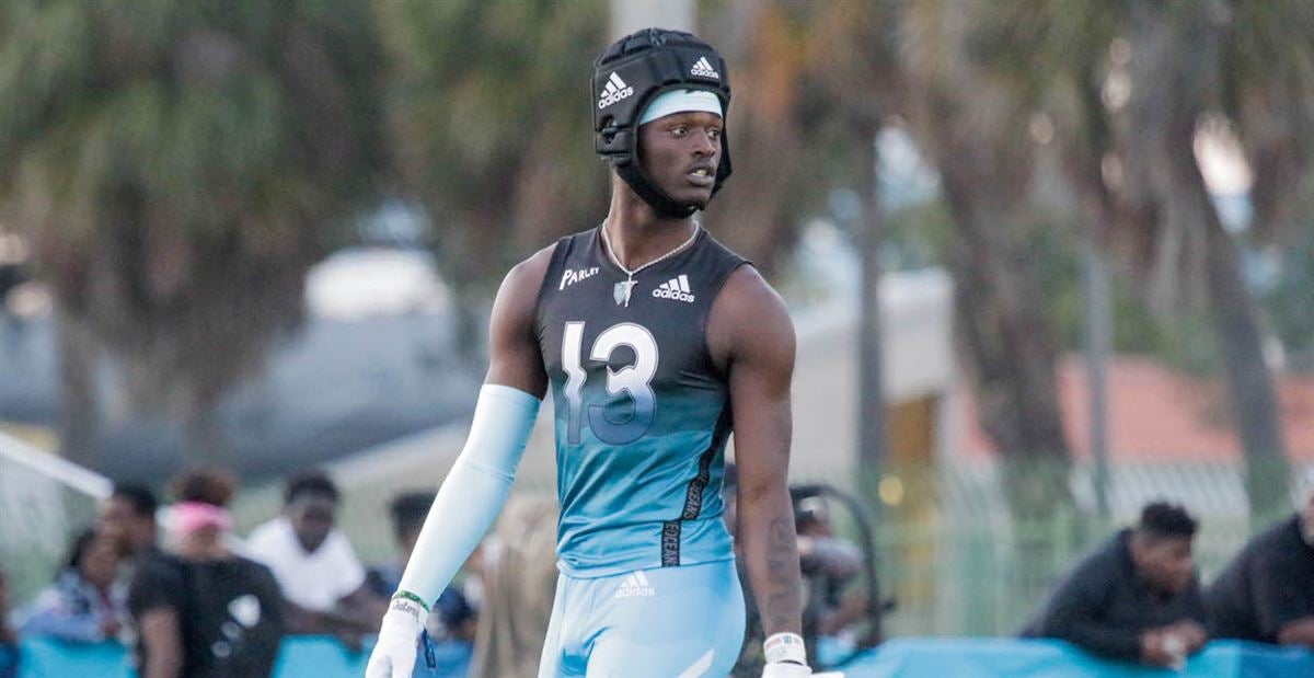 UF 2022 commit Syveion Ellis releases top six