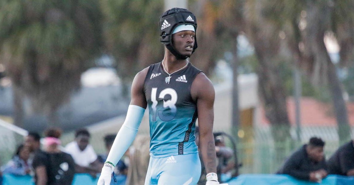 UF 2022 commit Syveion Ellis releases top six