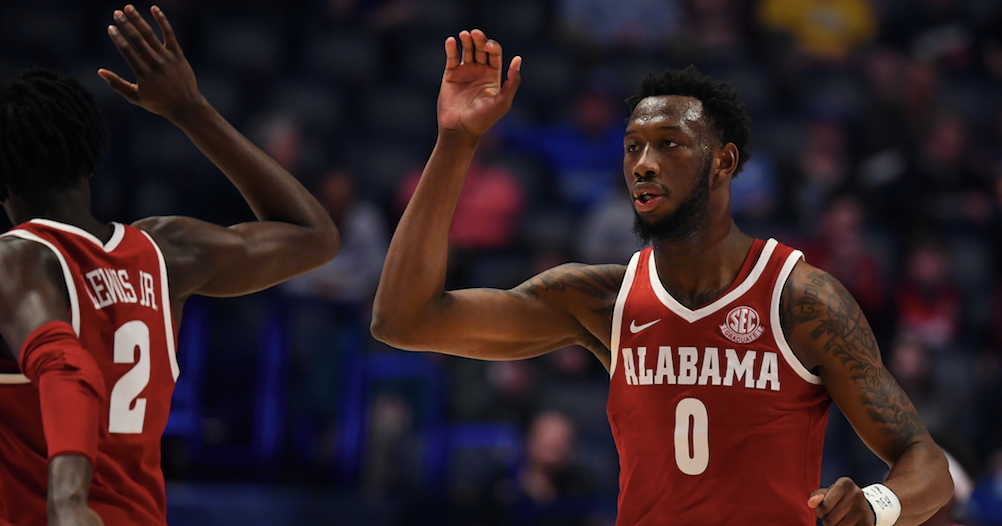 Donta Hall signs Exhibit 10 contract with Pistons, per report