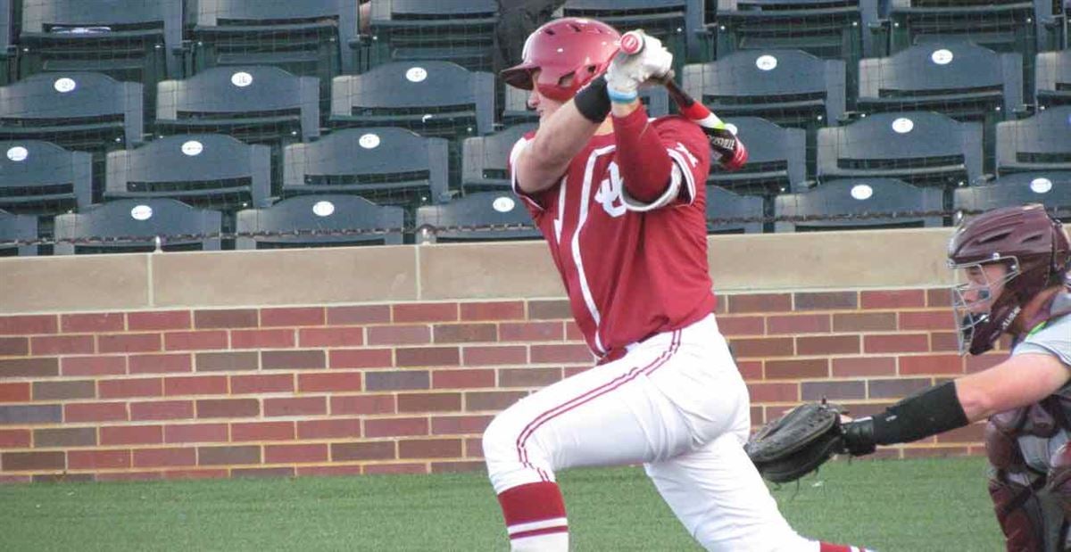 11th Ranked OU Baseball Blanks Texas 6-0!