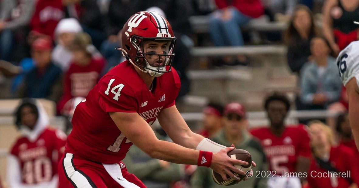 Former Indiana QB Jack Tuttle breaks down why he committed to Michigan Former Indiana QB Jack Tuttle breaks down why he committed to Michigan