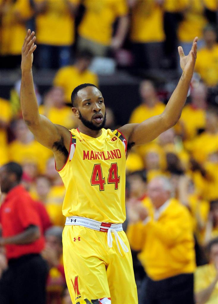 Dez Wells Signs Deal with Under Armour