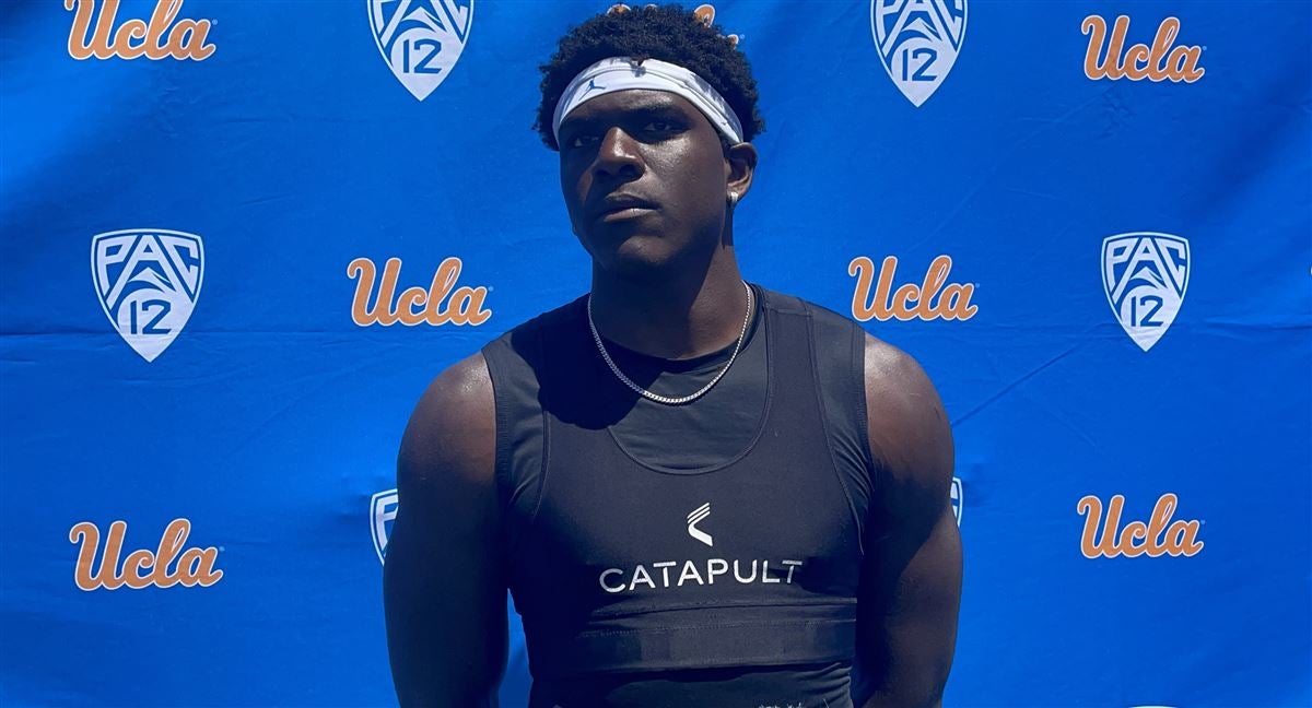 Michael Ezeike Talks Loss of Mike Martinez, Learning to Play Tight End ...