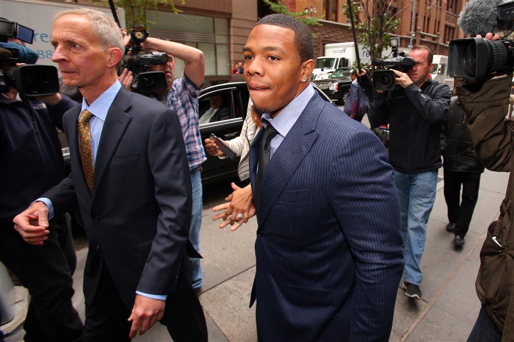 Four Teams Express Interest in Ray Rice