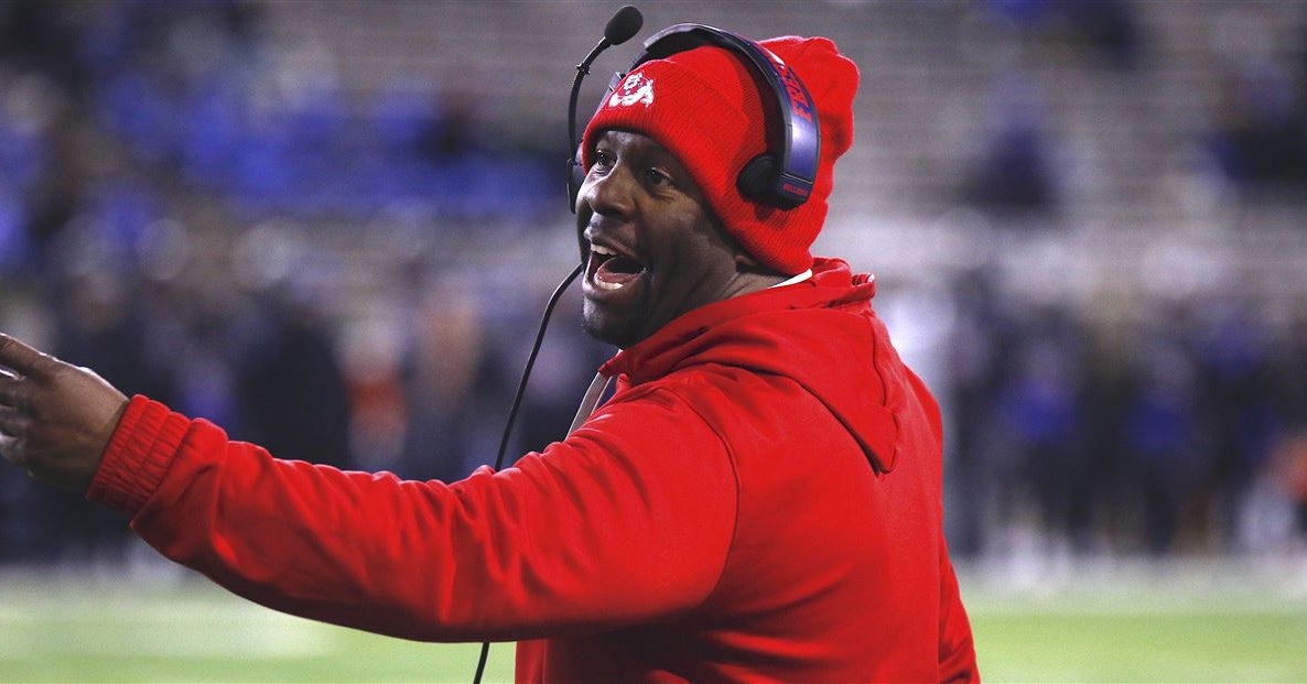 Coach Skipper on loss to Air Force: 'We didn't stop the dive'