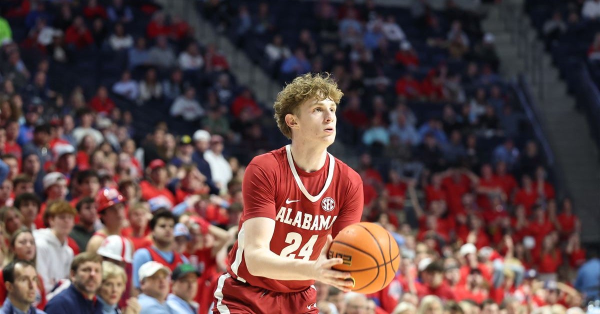 New Blue Preview: Getting to know Michigan forward Sam Walters