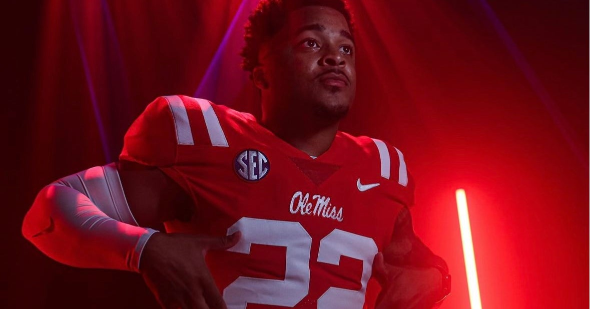 RB Logan Diggs practicing limitedly for Ole Miss