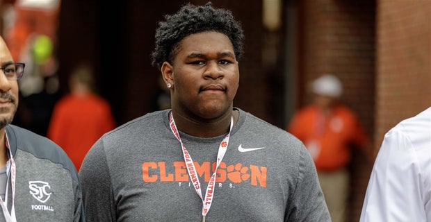 Nation's No. 3 DT Tre Williams chooses Clemson over Ohio State