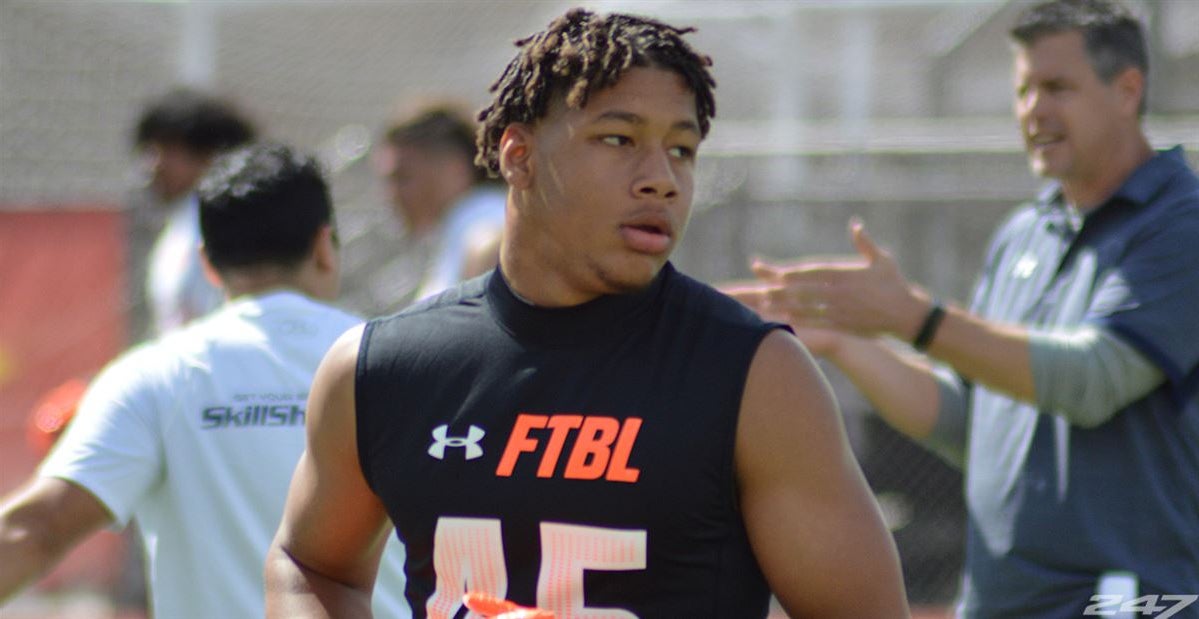 Bruins Continue to Monitor LB Caleb McCullough