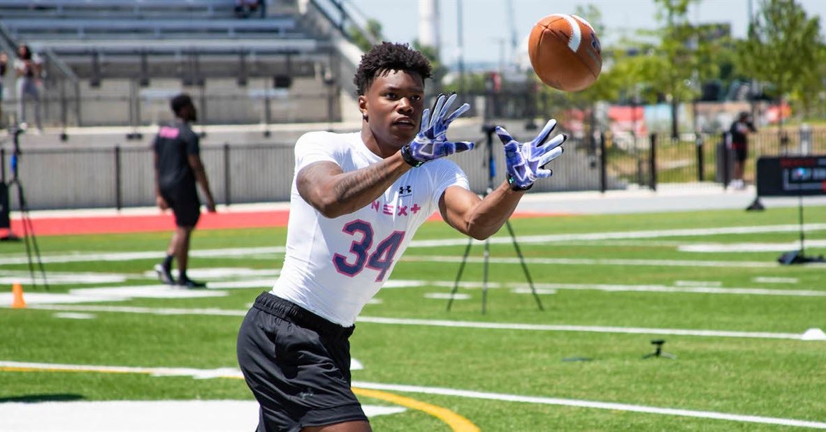 Scouting report and comparison of Alabama Top247 WR commit Rico Scott