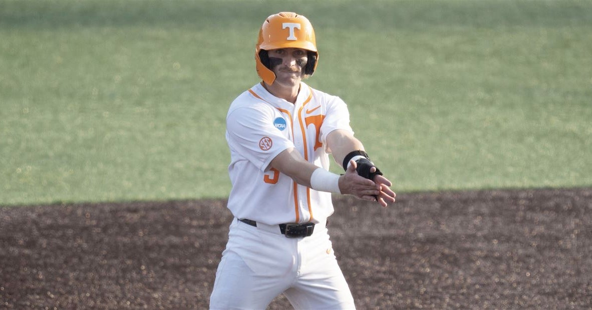 Vols' Cannon Peebles to serve suspension vs. Arkansas after ejection in ...