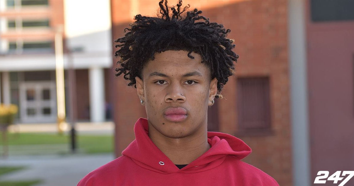 Top100 2025 WR Phillip Bell checking out several schools