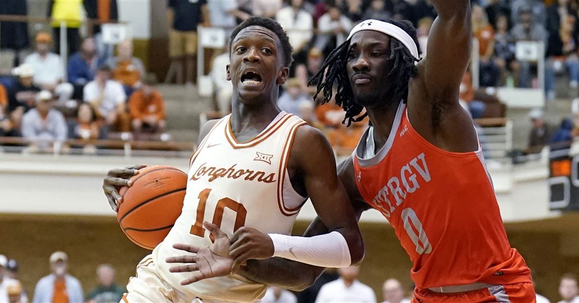 No. 4 Texas blasts UTRGV in Gregory Gym throwback game, 91-54