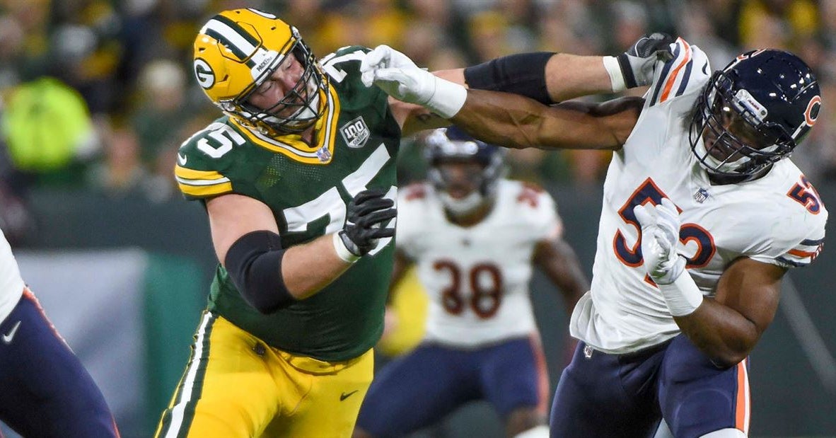 Bryan Bulaga deserves to stay in Green Bay