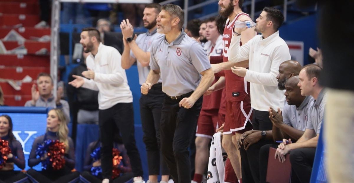 Porter Moser previews weekend matchup against West Virginia