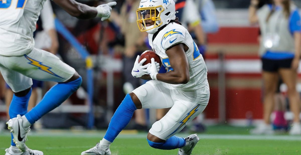 These 11 Oregon rookies made the cut for NFL rosters on Tuesday