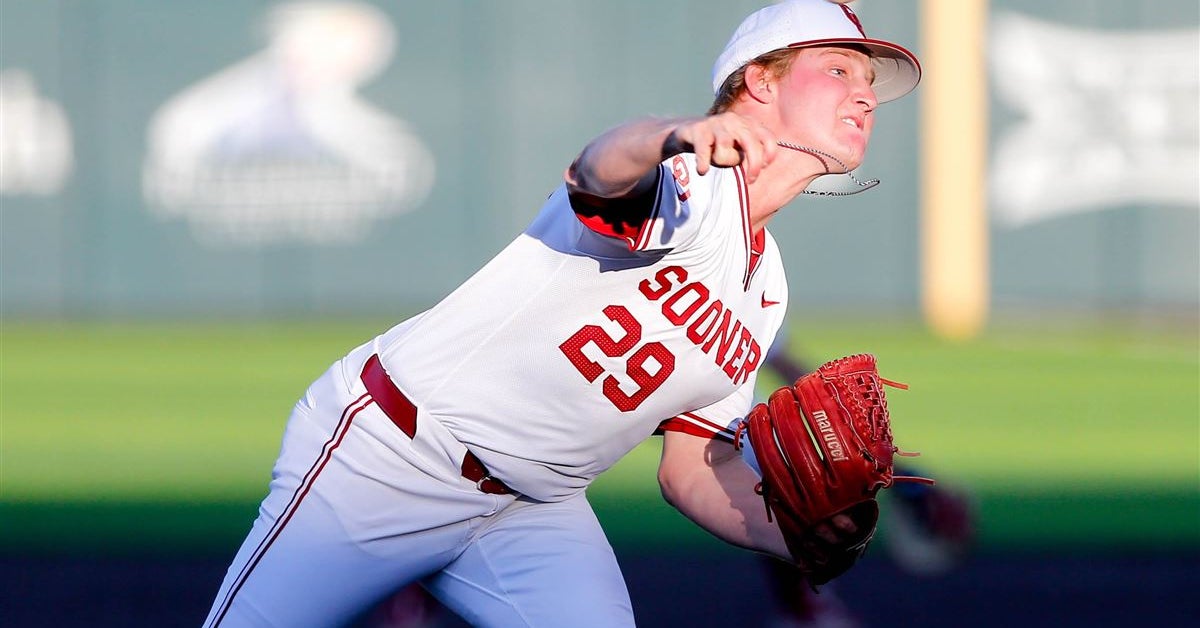 Lamar explodes offensively to take series from No. 25 Oklahoma