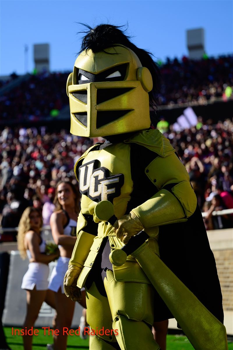 Photo Gallery: The Red Raiders Manhandle UCF 48-9