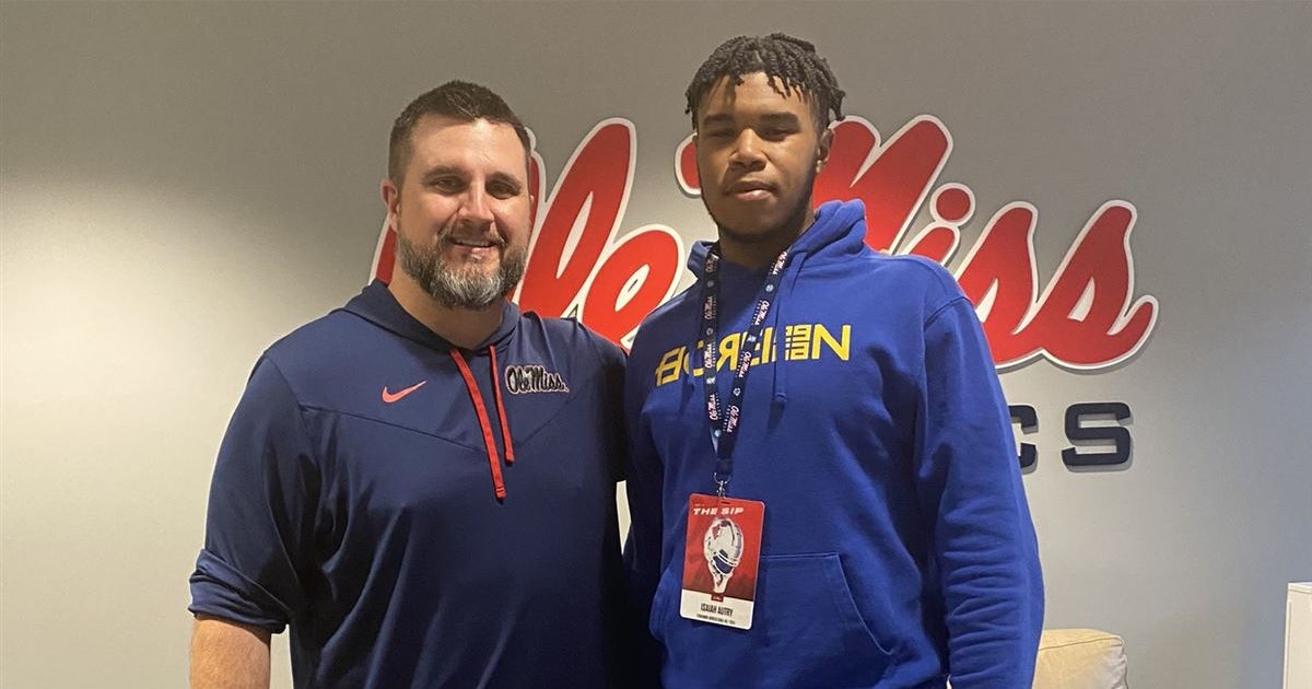 2024 O-tackle Isaiah Autry rekindles relationship with Ole Miss on Sunday