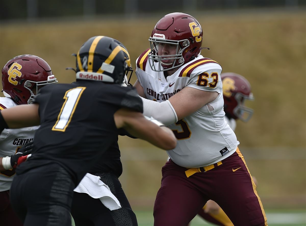 PHOTO GALLERY: Central Catholic Wins Late Over Bellevue