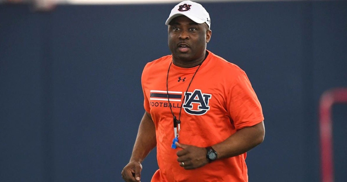 Larry Porter set to return to Auburn as running backs coach