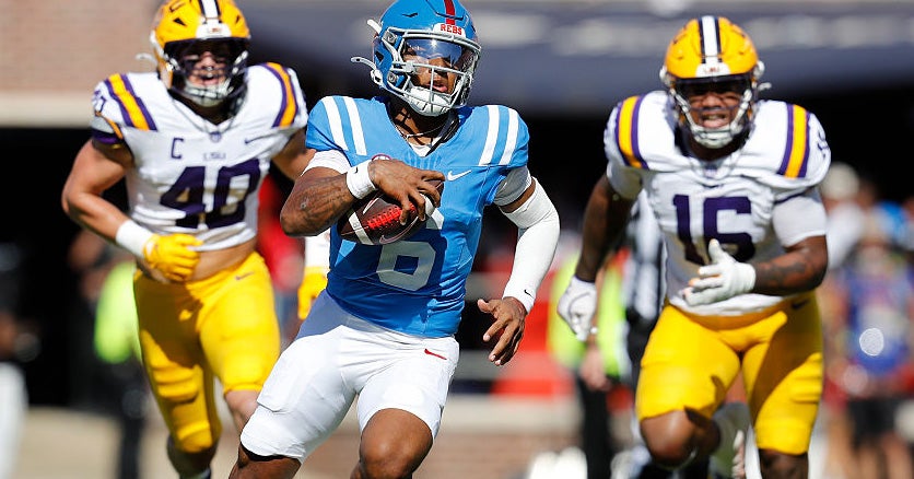 Moves that bring holiday cheer for LSU football