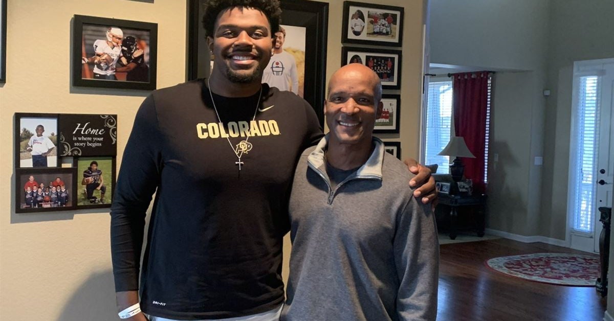 Future Buff Spotlight: Offensive tackle Travis Gray