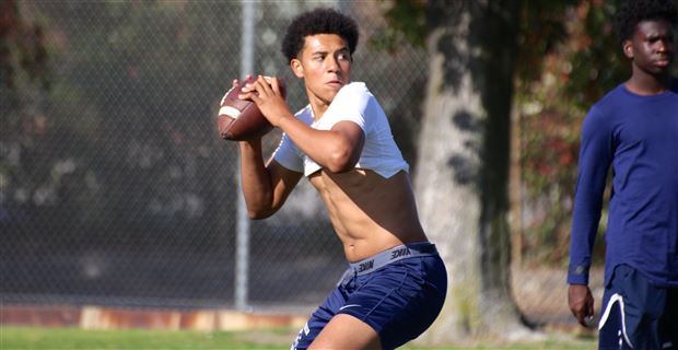 Plenty of schools checking in on three-star 2019 QB Josh Calvin