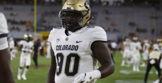 Defensive lineman Jayden Simon enters transfer portal
