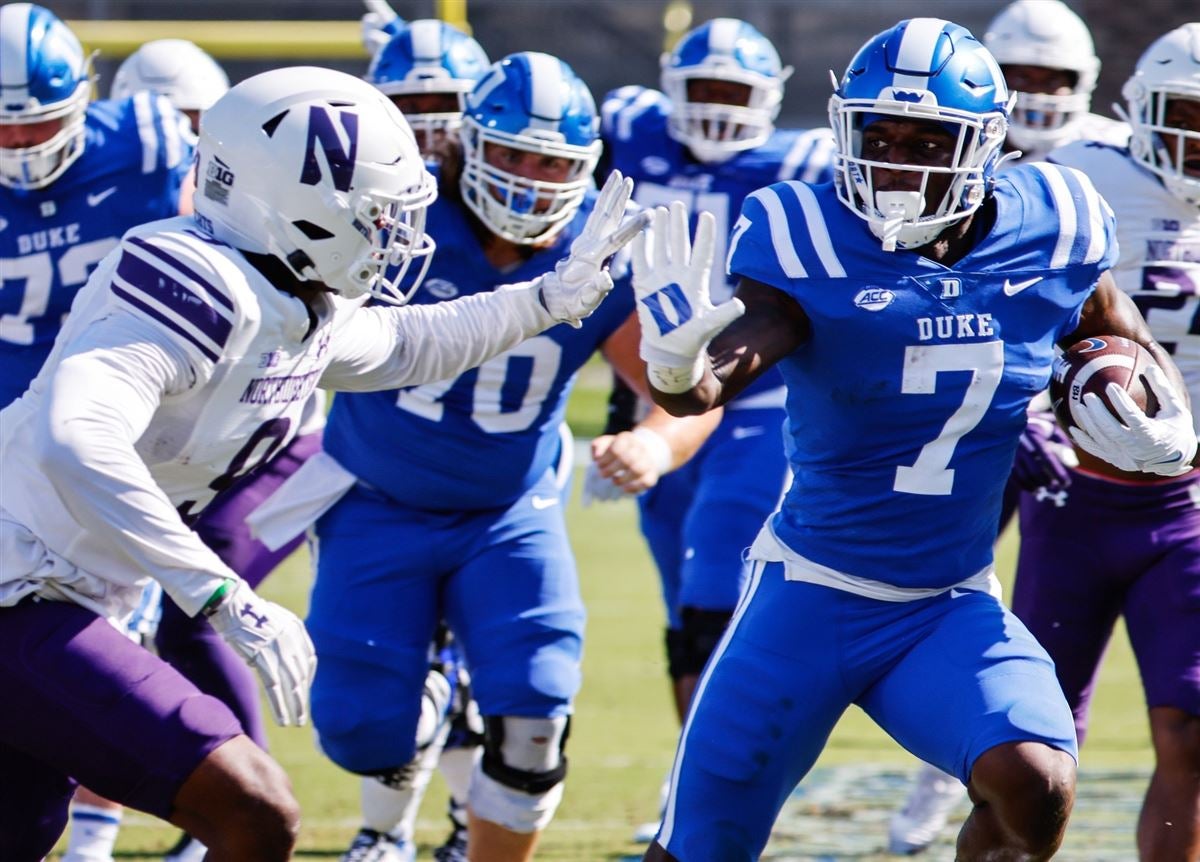 Blue Devils roll past Northwestern, 38-14