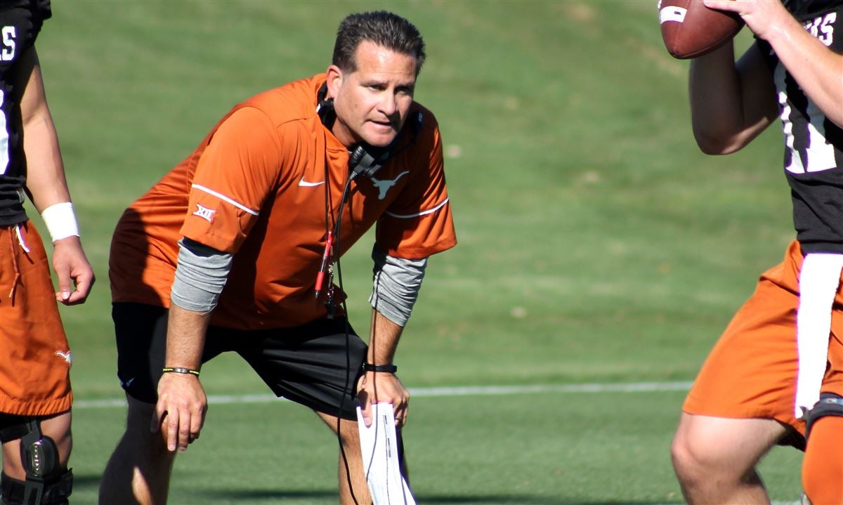 Tim Beck confident Texas offense will put out a better product