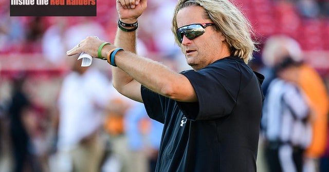 Coach Yost breaks down what he looks for in quarterbacks