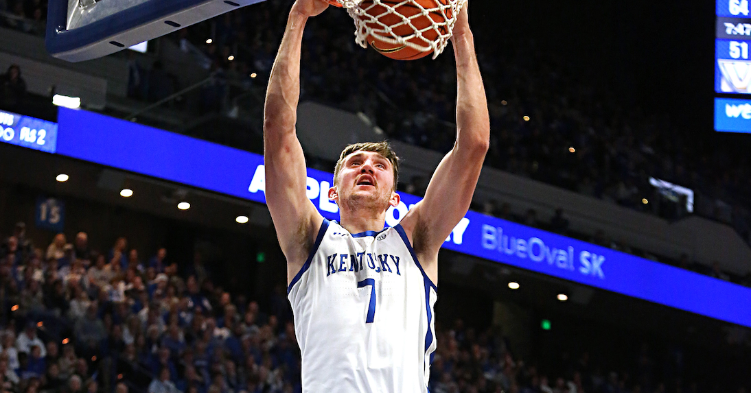 Andrew Carr returns to old form in Kentucky's rout of Vanderbilt