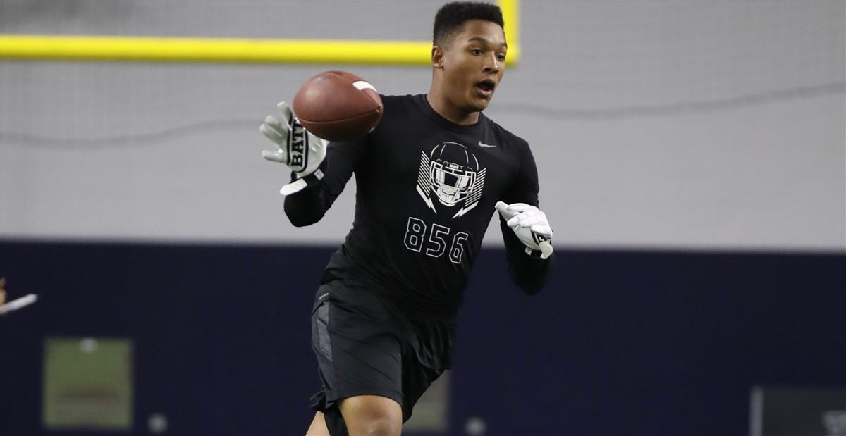 Isaiah Humphries Profile Photos