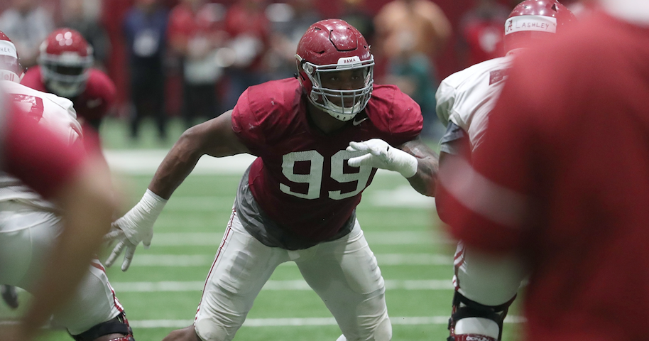 Raekwon Davis focuses on staying low, consistent this spring