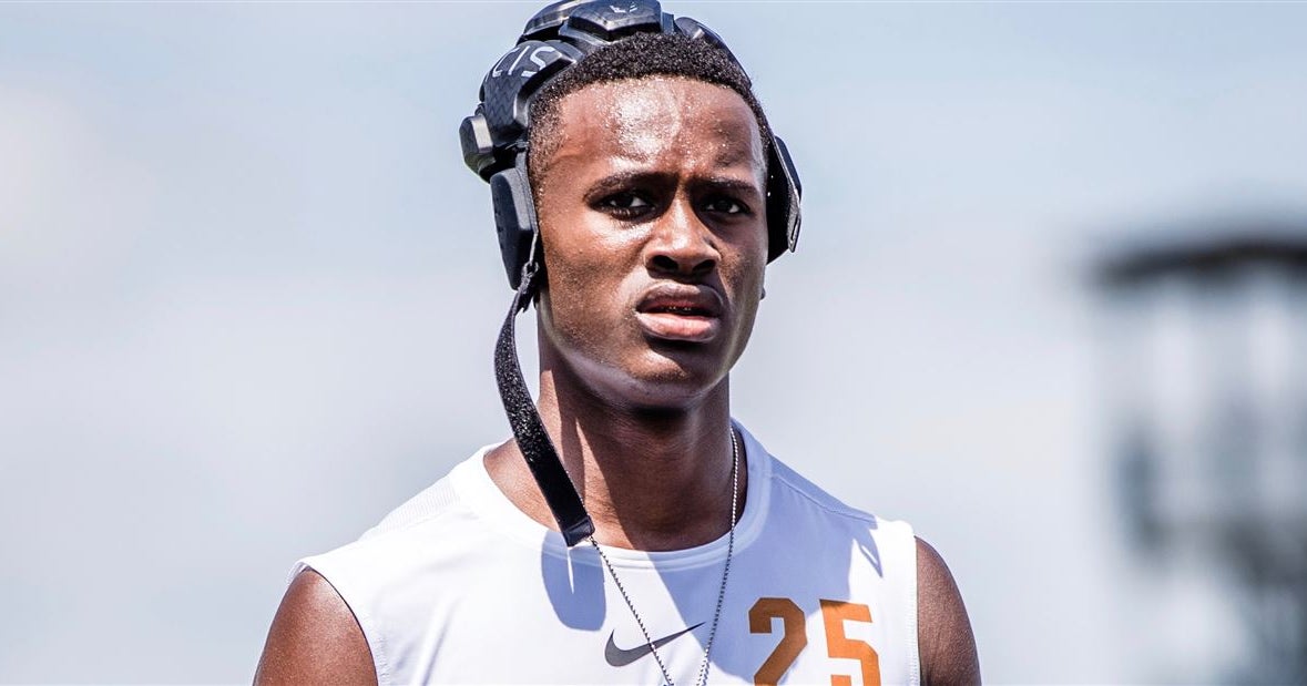 Freshman WR KeAndre Lambert off to strong start