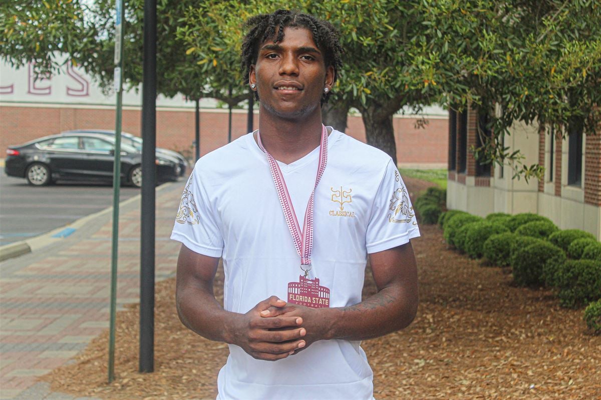 VIP: Top247 edge rusher Elias Rudolph explains why U-M made his top five