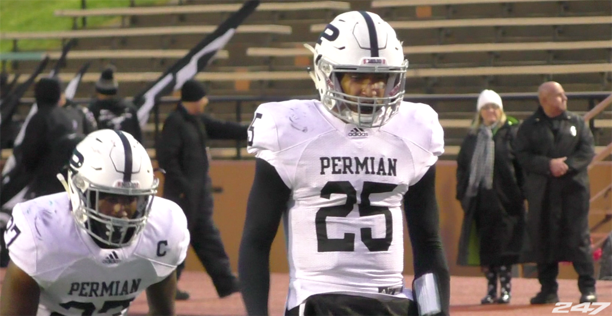 Game highlights of new Longhorns four-star commit Peyton Powell