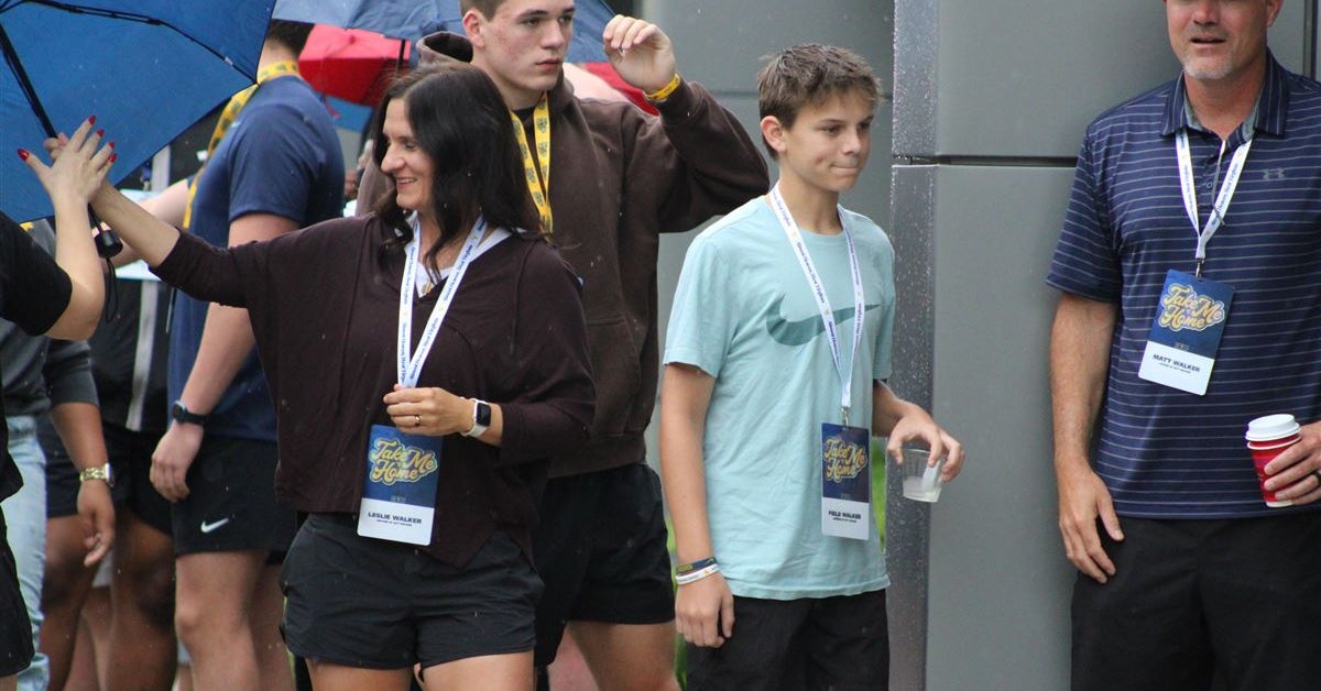 Jett Walker leads explosive weekend for WVU commits