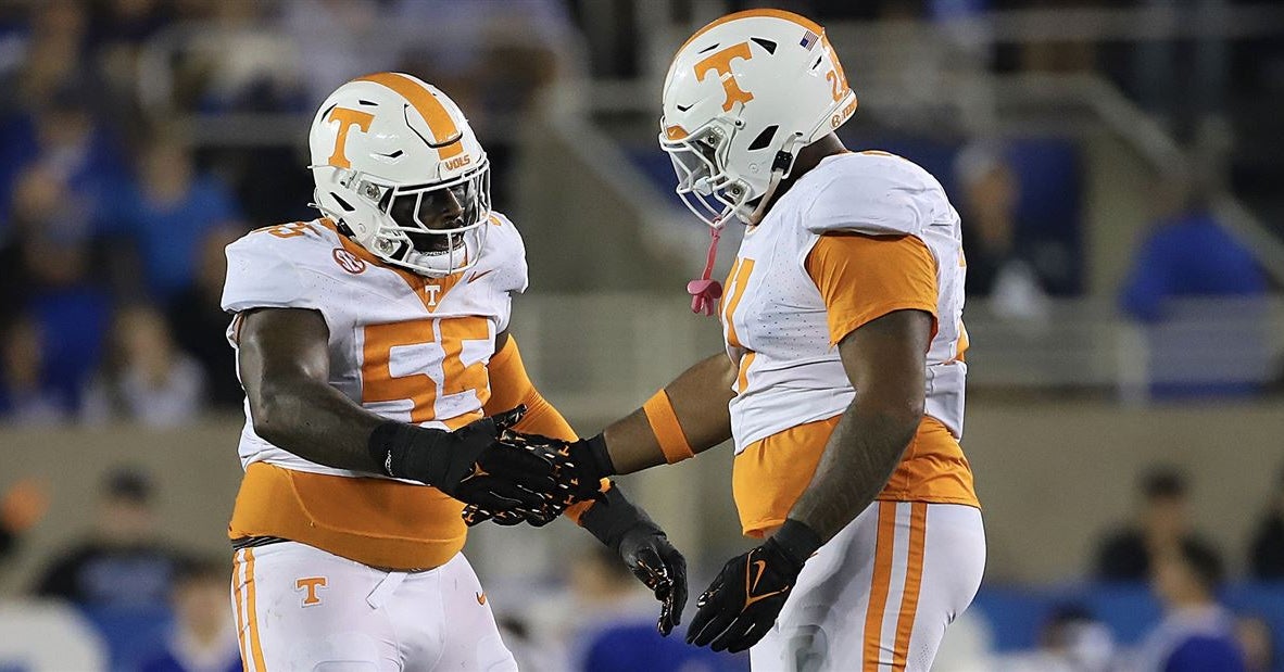 Tim Banks believes Vols could have 'best defensive line in the country'