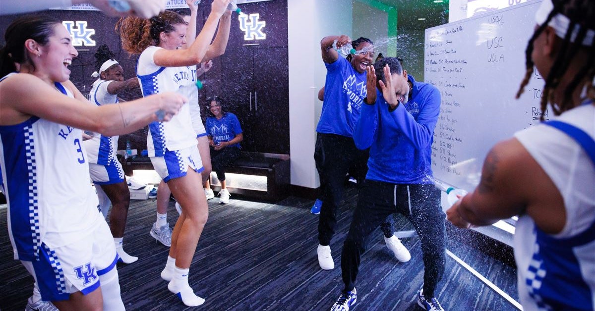 Kentucky tips off Kenny Brooks Era with big win over USC Upstate