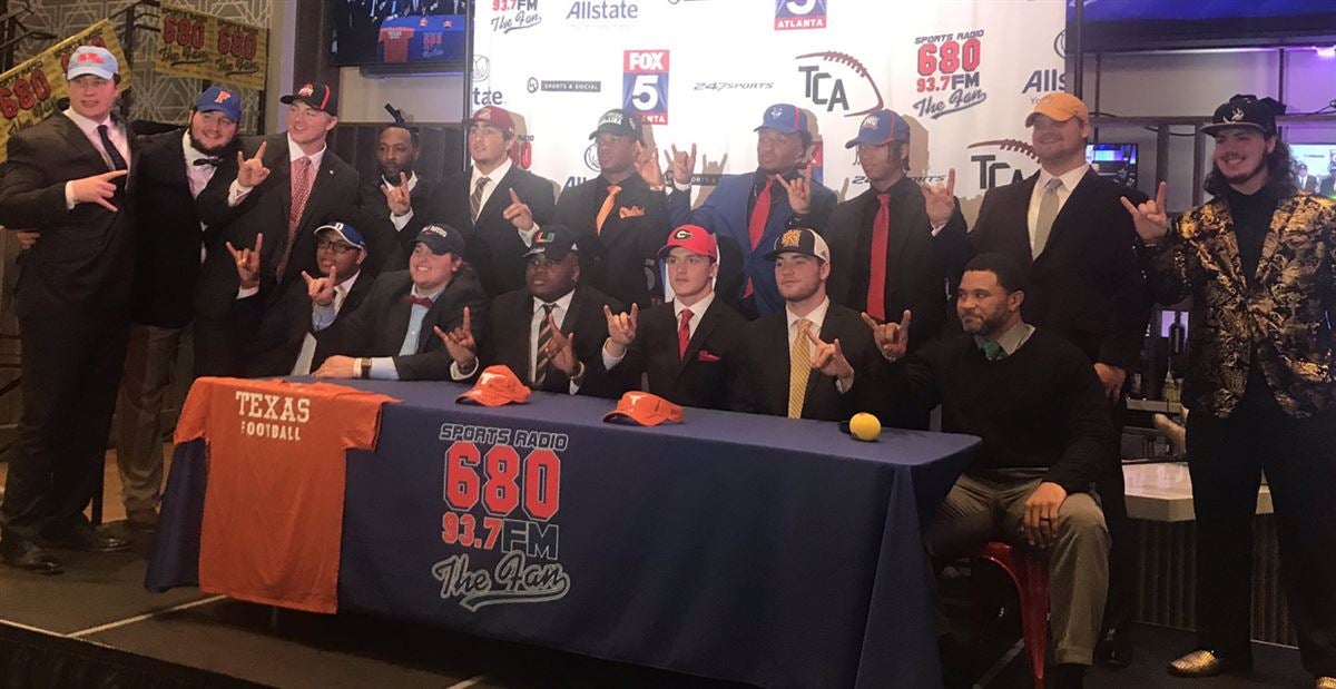 Buford athletes support Derrian Brown on National Signing Day